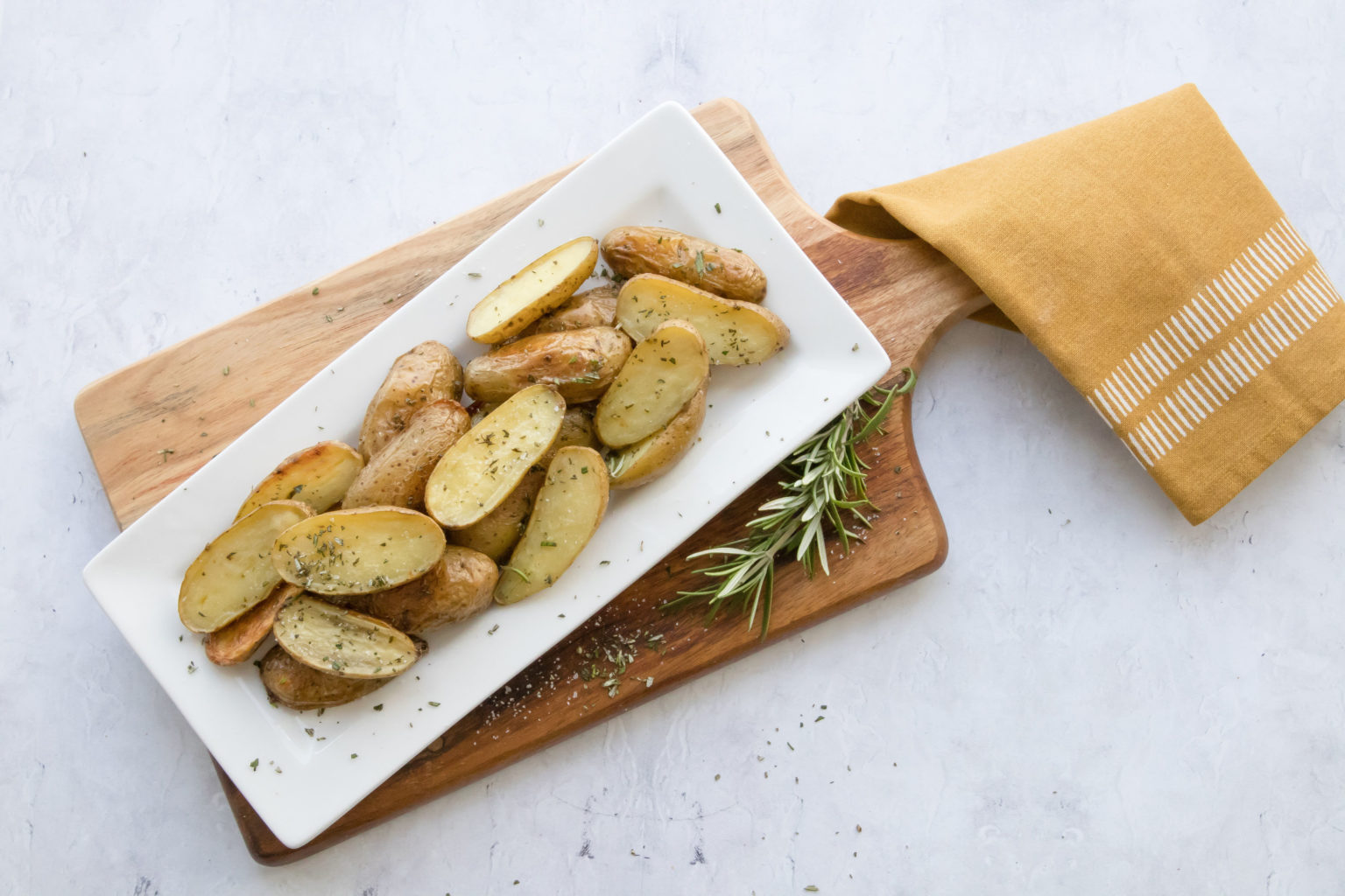 Roasted Rosemary Fingerlings - EarthFresh Recipe